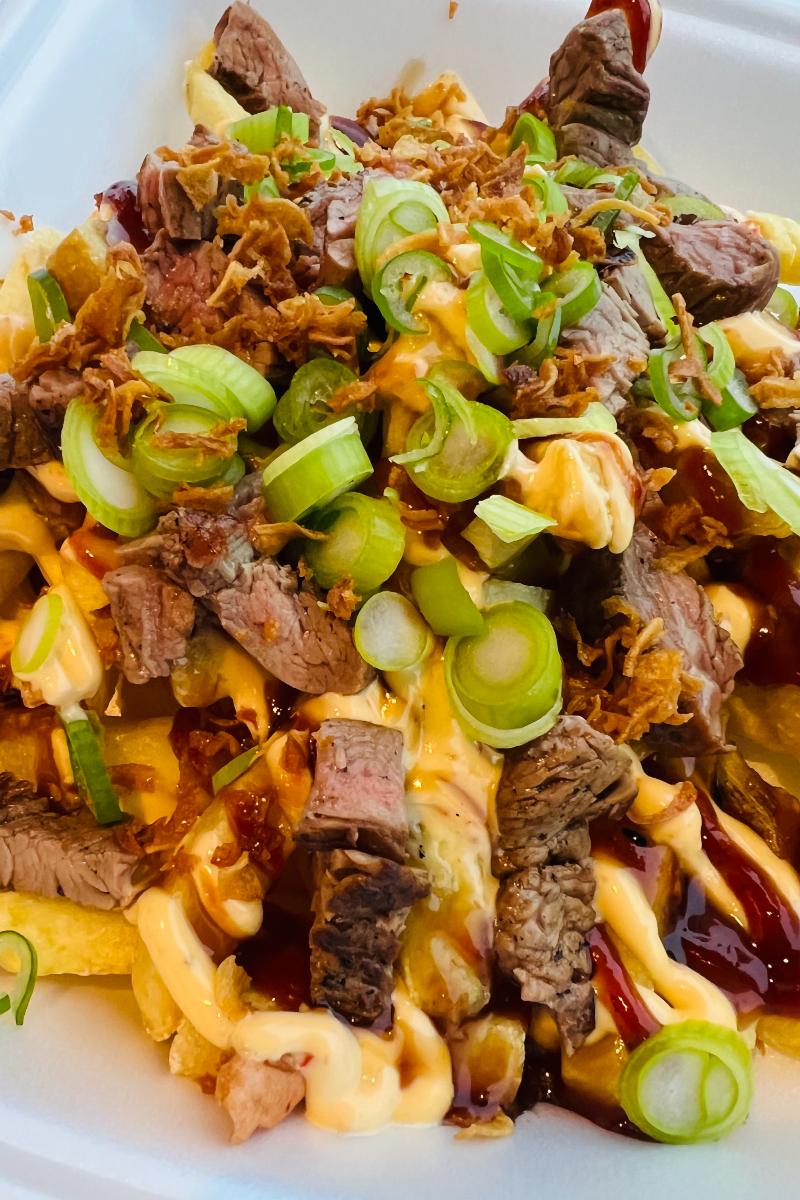 Loaded Beef & Fries | Willys Gourmet Ulsteinvik